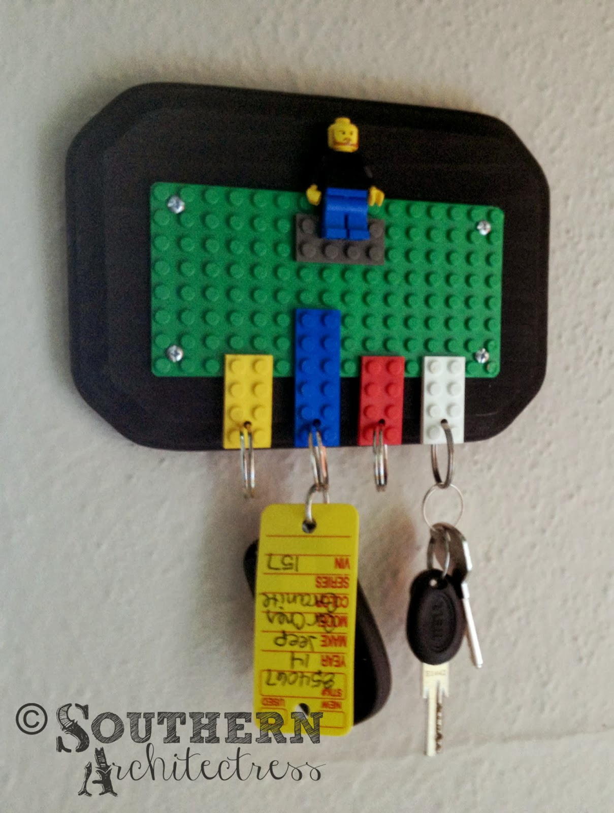 Southern Architectress: DIY Lego Key Organizer