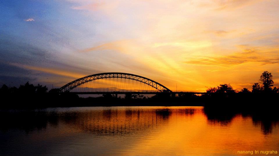 artalentalleart: Sunset Jembatan Batanghari II Jambi