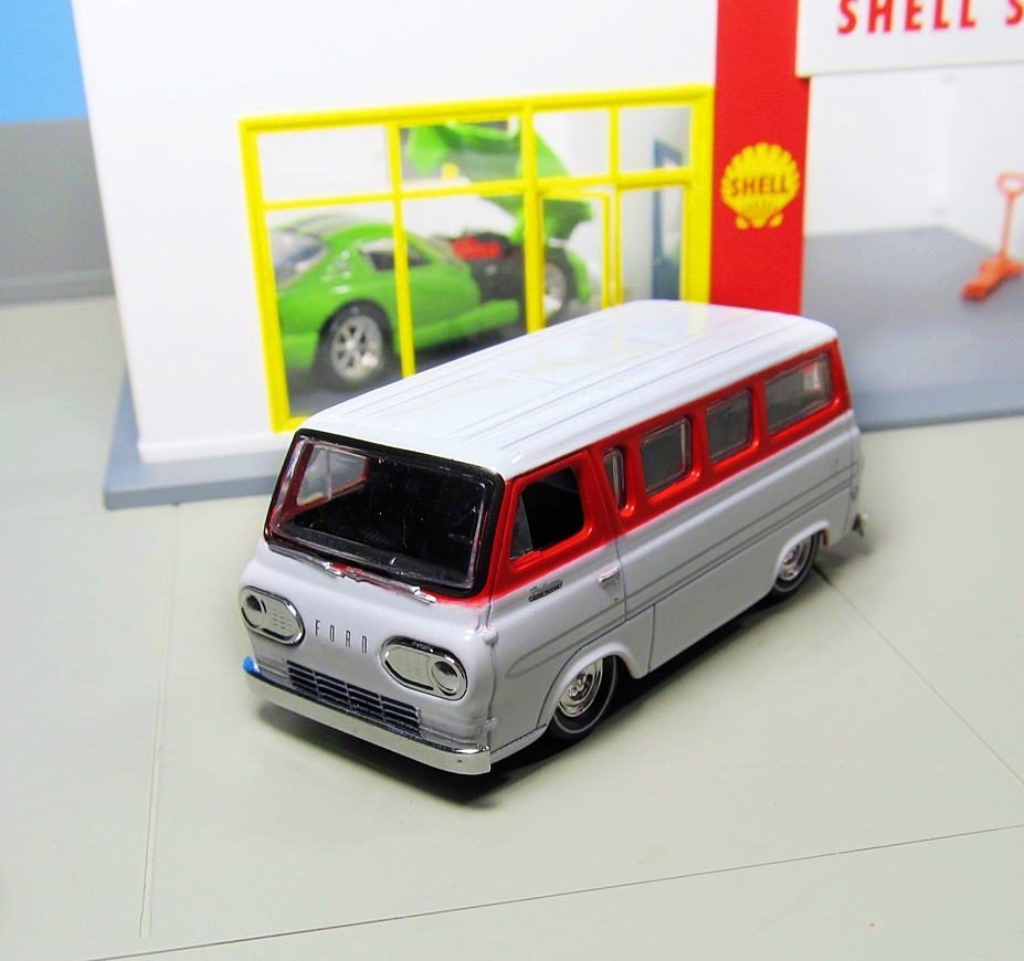 M2 Machines Ford Falcon Club Wagon