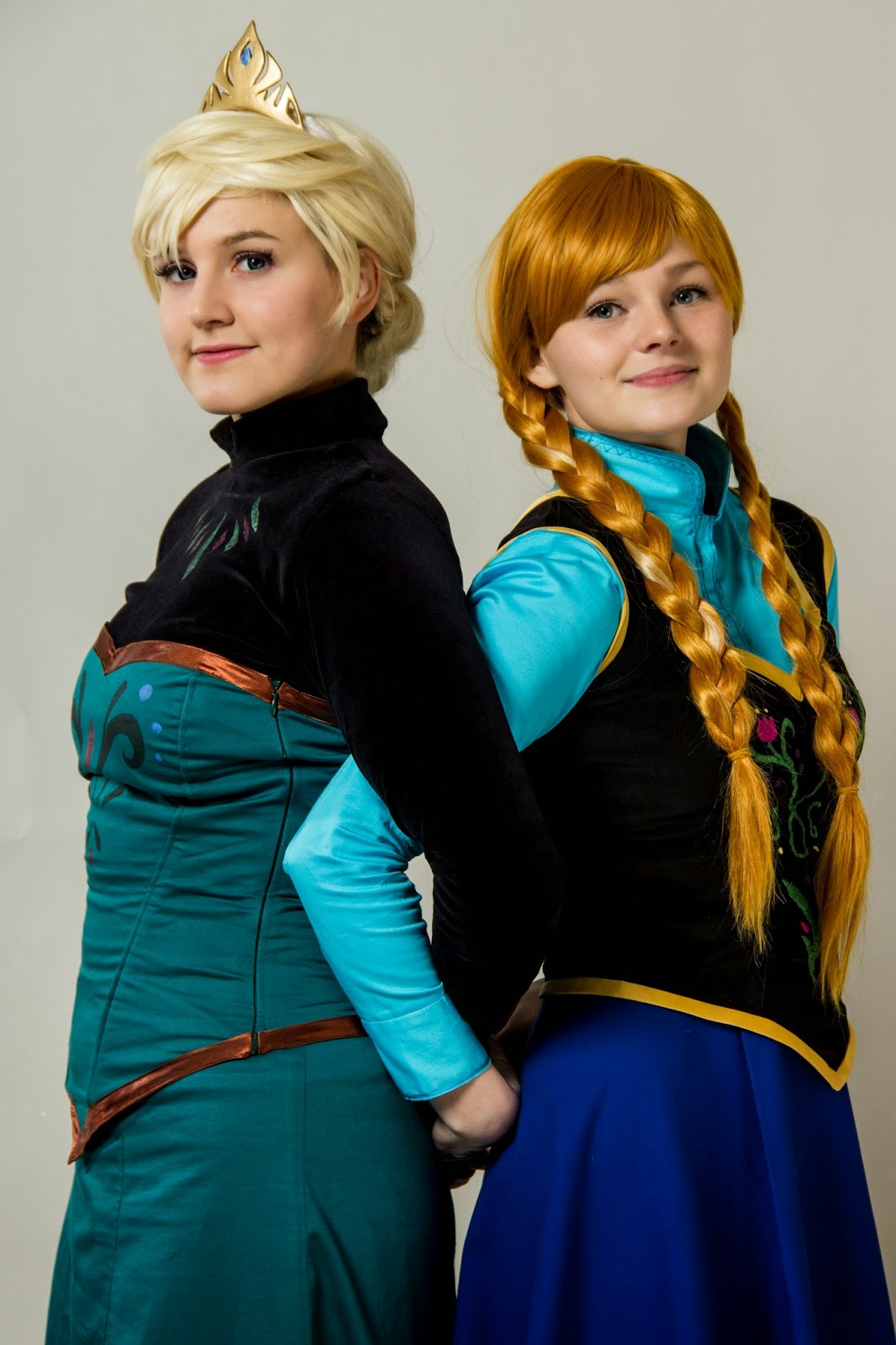 Jozon surrealistiset seikkailut: Frozen - Elsa Coronation dress