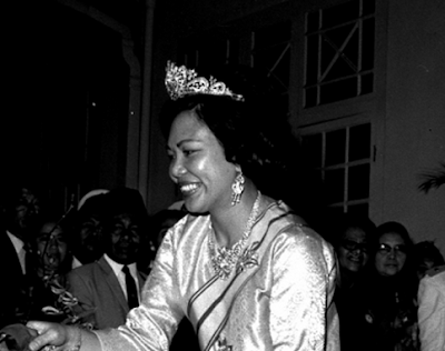 WARISAN RAJA & PERMAISURI MELAYU: Tuanku Intan Zaharah Tengku Omar dan ...