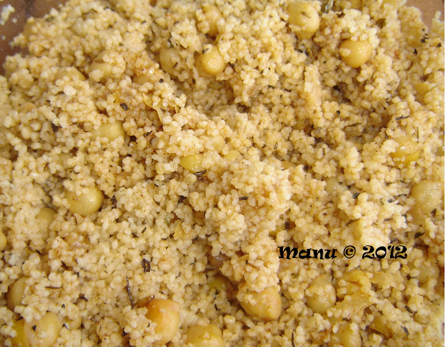 Cuscús con garbanzos y pollo