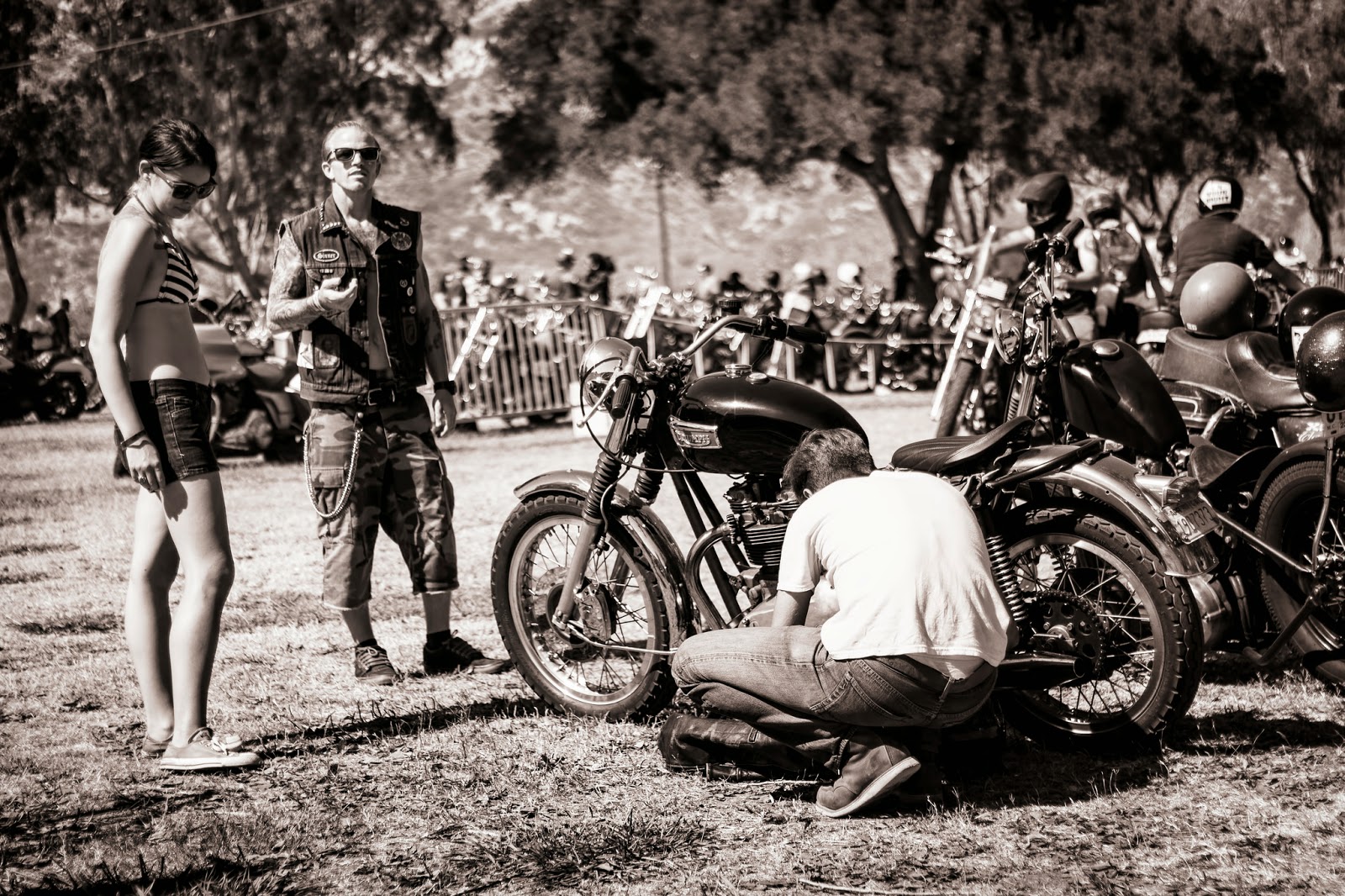 Vandoleros, Van Club: Born Free 6 with Blown Photography