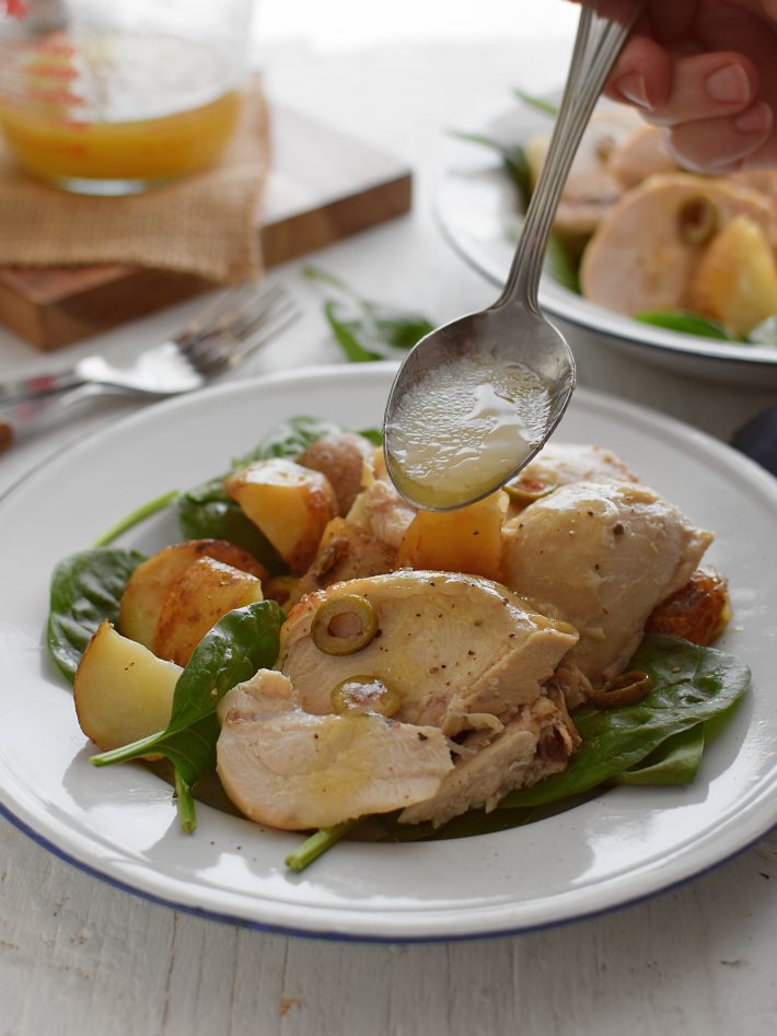 Pollo al horno con papas y limón {receta fácil} | Bizcochos y Sancochos