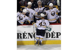 buffalosabresnow: les habi-taunts growing muffled