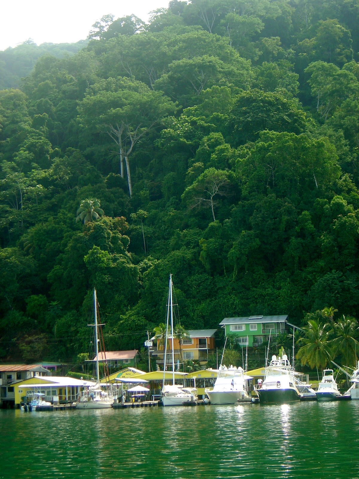 S/v Espiritu: Diary of a Wimpy Cruiser: New photo round-up: Golfito ...