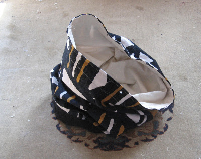 {il} {gat-to} {sell-va-tee-ko}: DIY Project: Homemade Backpack