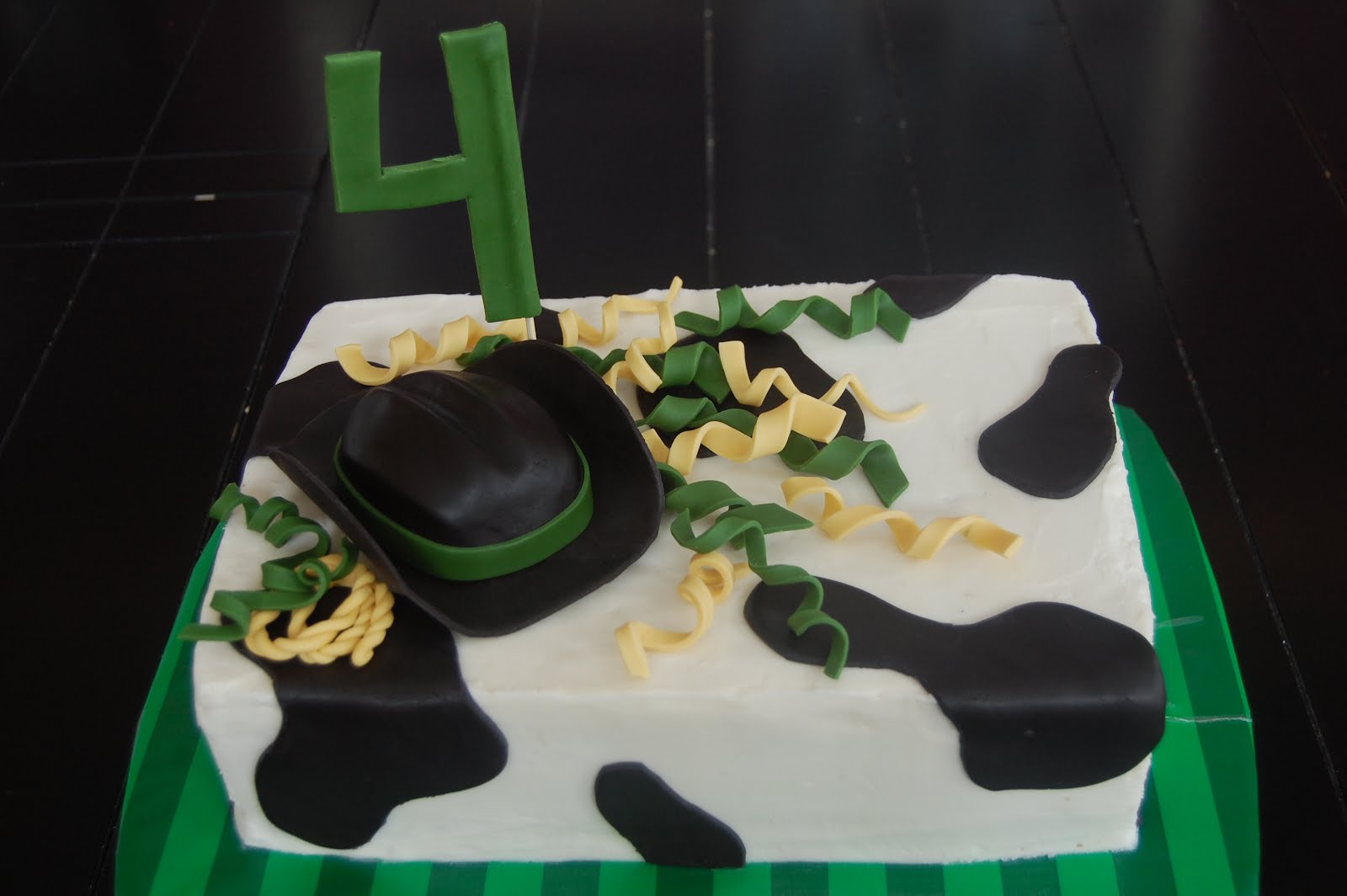 Edible Elegance: Cowboy Ice Cream Cake