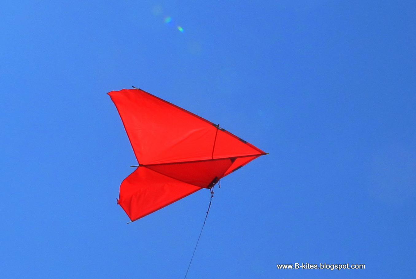 B-kites: Nighthawk delta kite