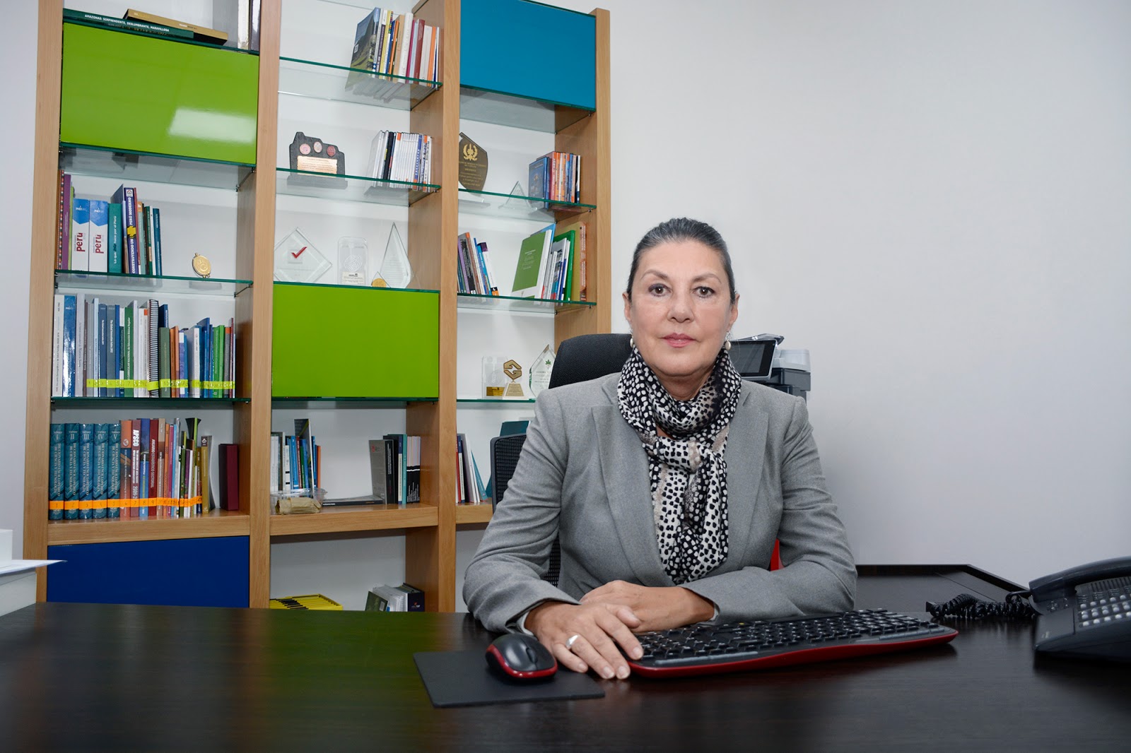 E-HUACHO: Dra. León-Velarde asumió hoy la Presidencia del CONCYTEC