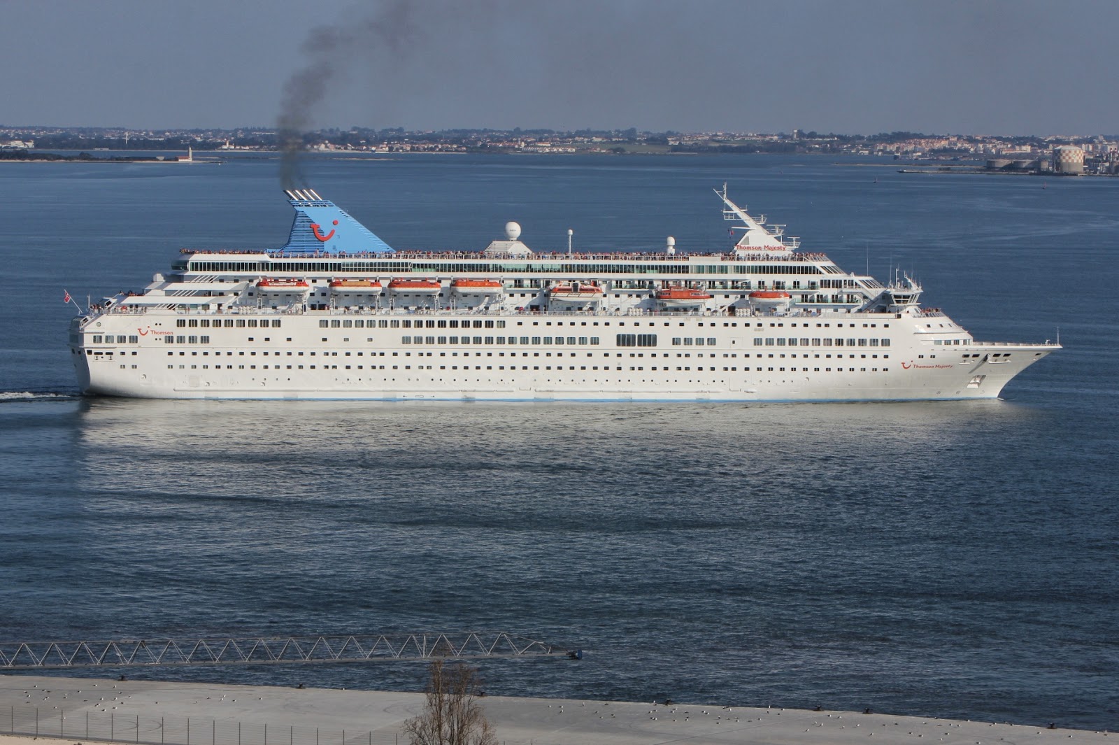 Ships Photo Gallery: THOMSON MAJESTY - Thomson Cruises