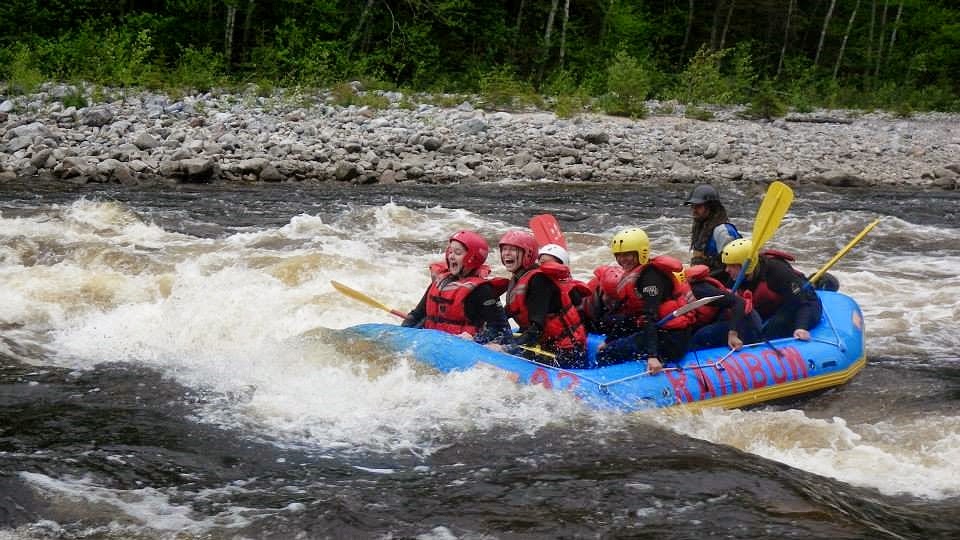 All Set, Brunette!: Rafting Fun!
