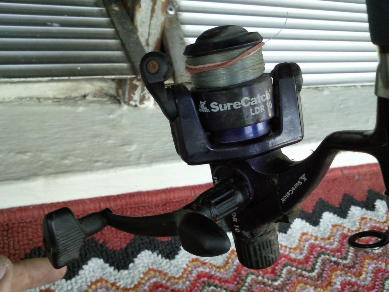 Singapore Big Sale: Sure Catch Fishing Rod