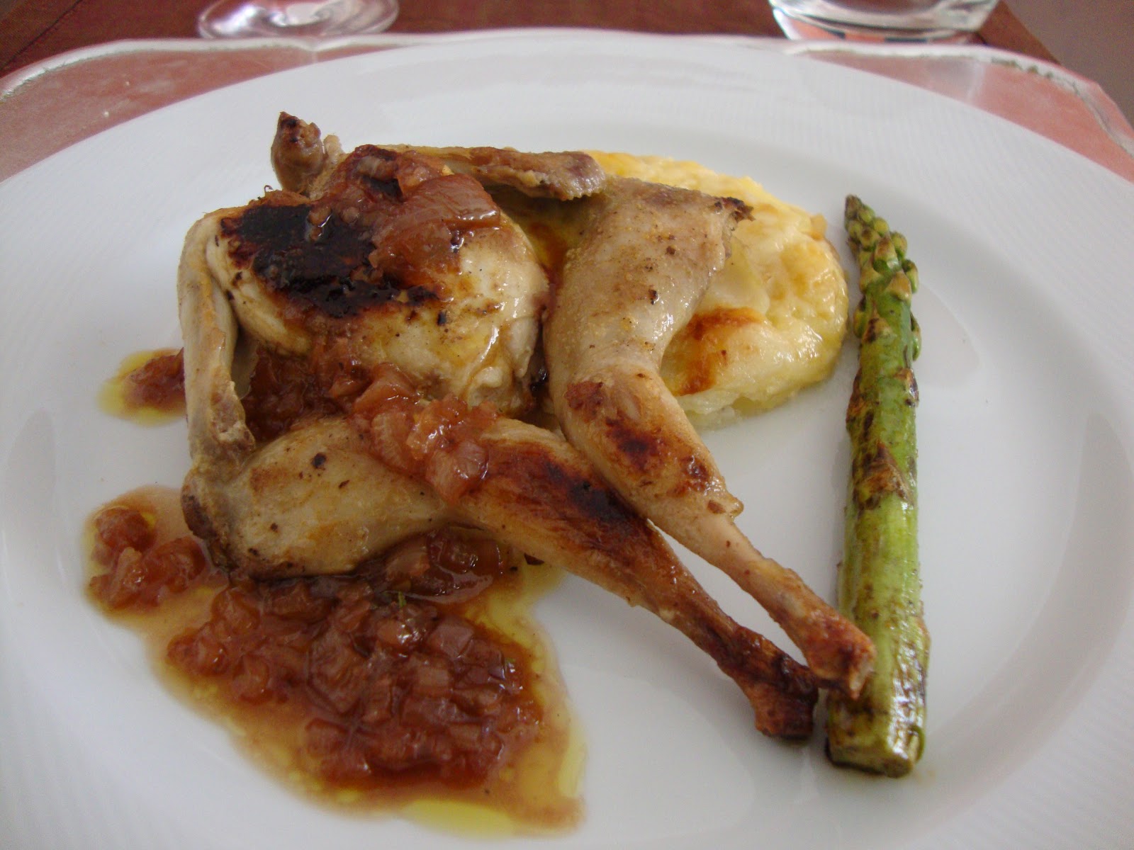 As Minhas Receitas: Codornizes com Molho de Vinho do Porto