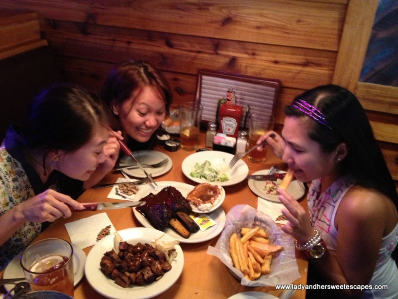 Weekend Brunch at Texas Roadhouse | Lady & her Sweet Escapes
