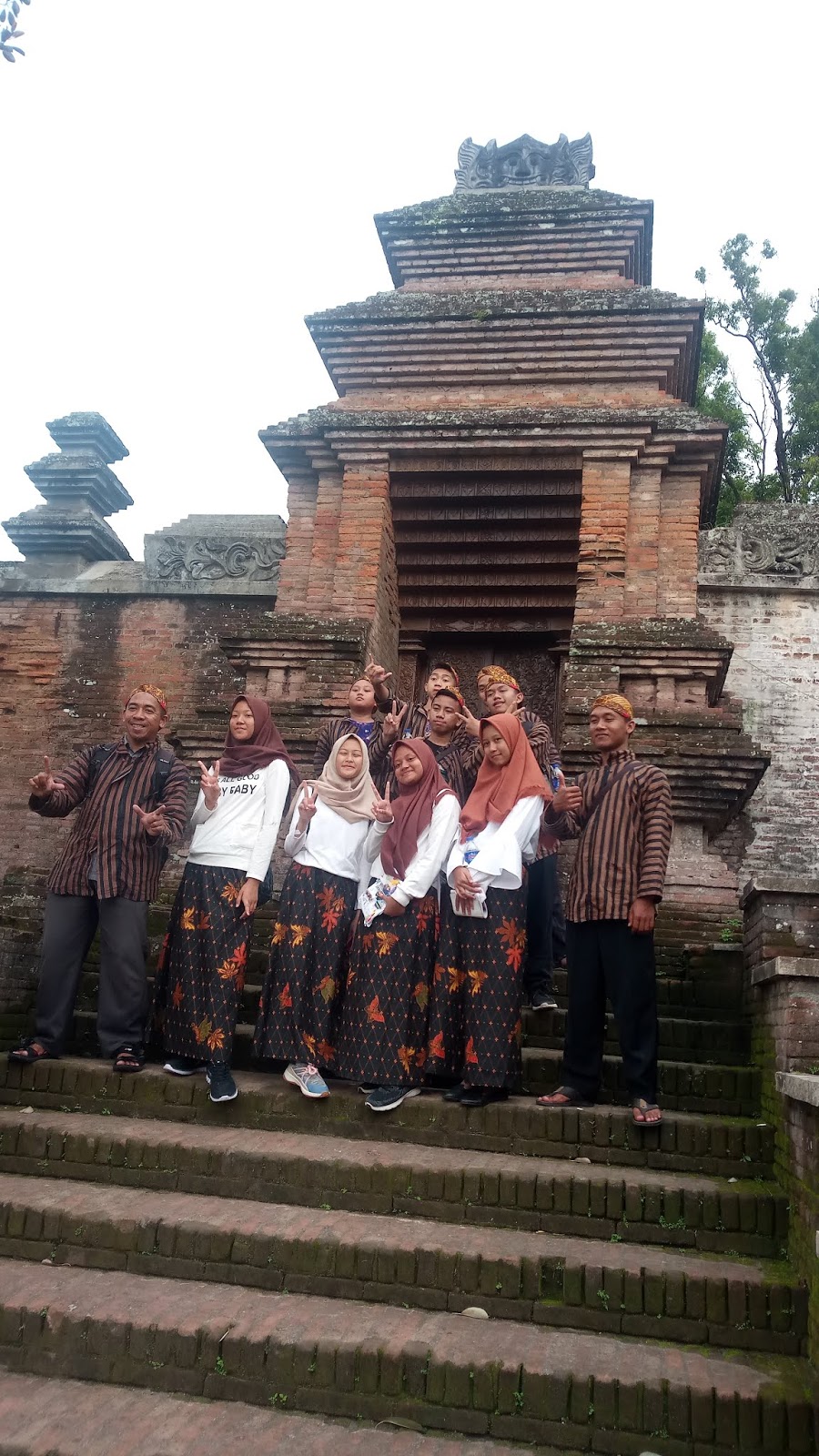 PAKET JELAJAH KOTAGEDE JOGJAKARTA, WISATA SEJARAH KOTAGEDE YOGYAKARTA ...