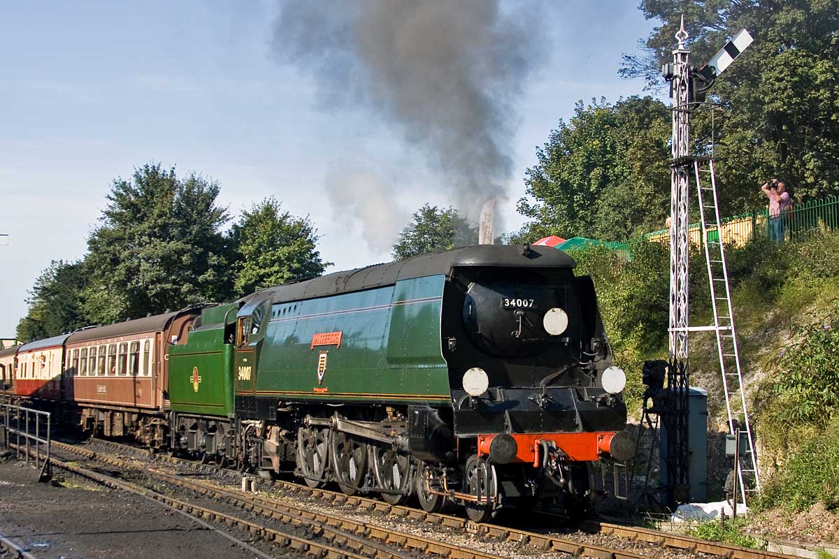 47s and other Classic Power at Southampton: Watercress Line Autumn ...