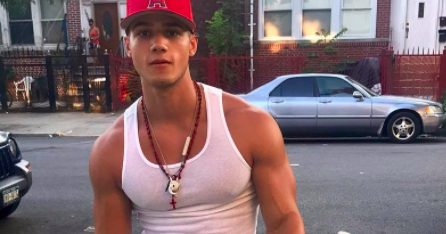 Seduced by the New...: Aye, Papi!