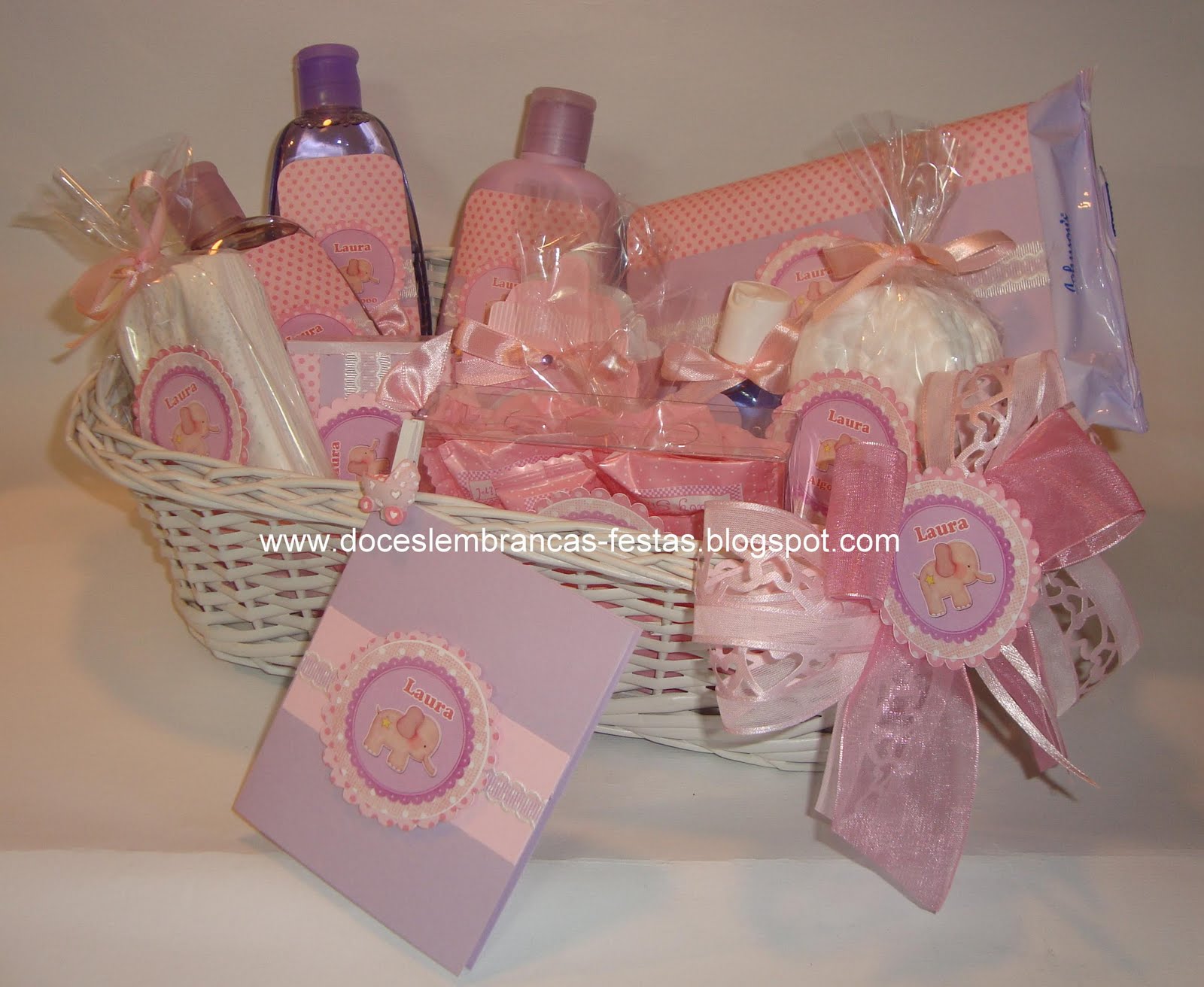 Doces Lembranças Festas Personalizadas: Kit bebê - Presentes para a ...