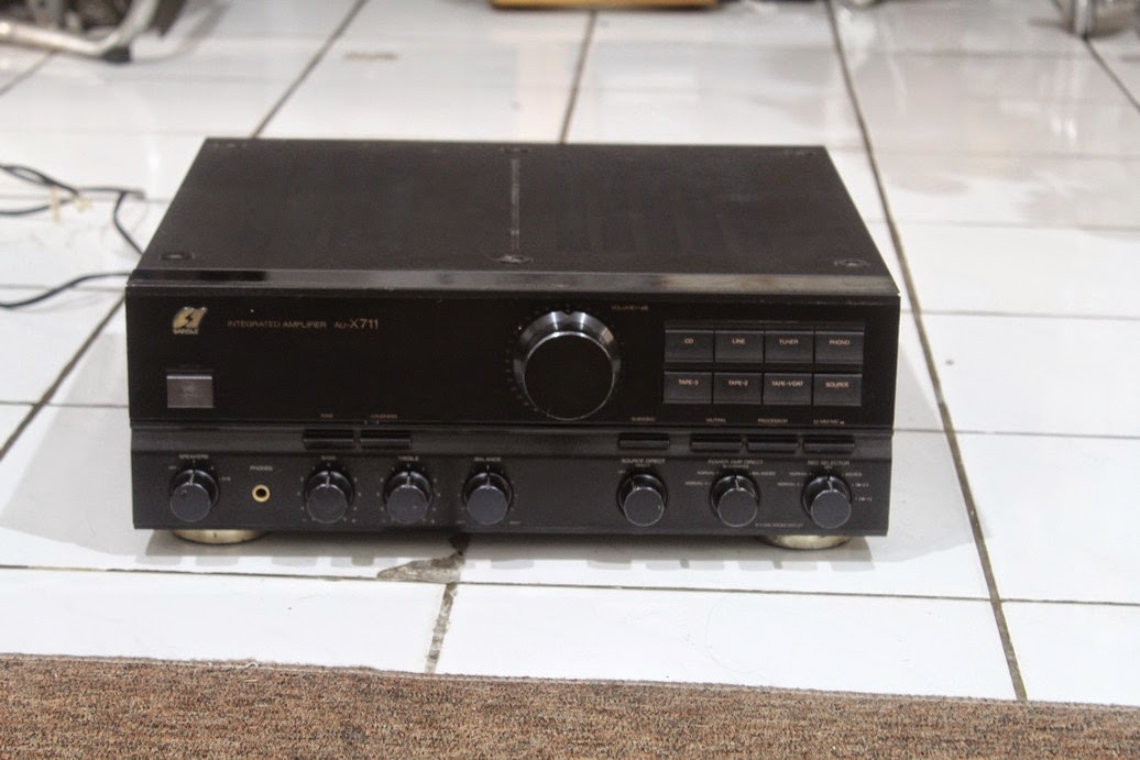 audio2nd: SANSUI AU-X711 (STEREO AMPLIFIER)...TERJUAL