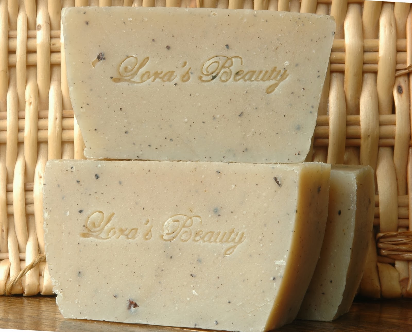 Simply Lora's Beauty: Soap vs Soap