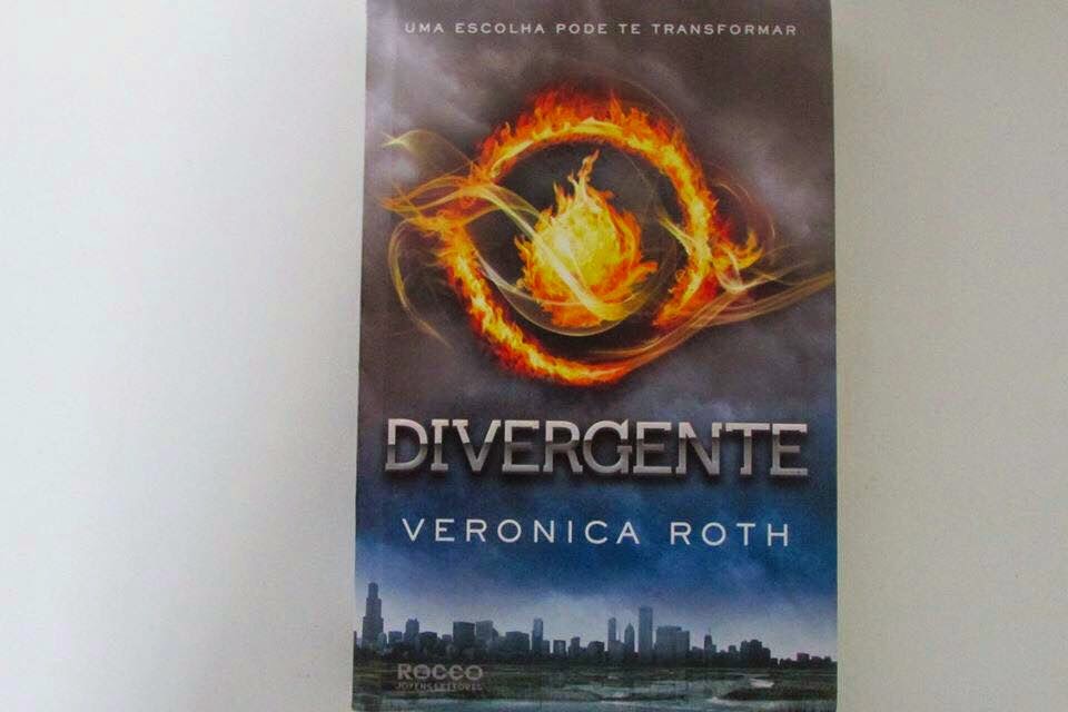 Elite Literária: Resenha do livro Divergente de Veronica Roth