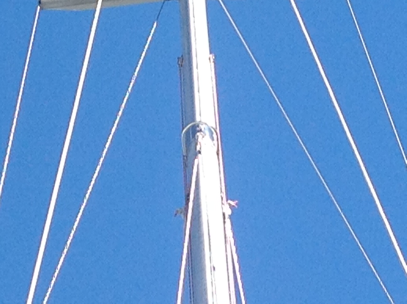 The Restoration & Upgrade of a Choate 40: Mast Inspection and Upgrades