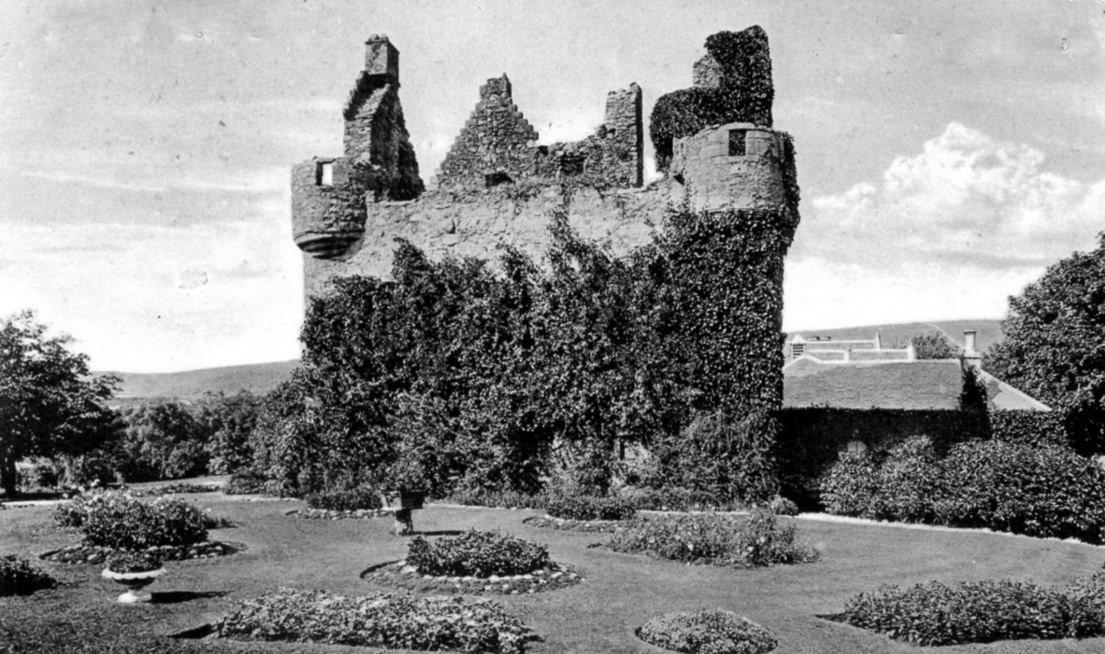 Tour Scotland: Old Photograph Kirkhill Castle Scotland