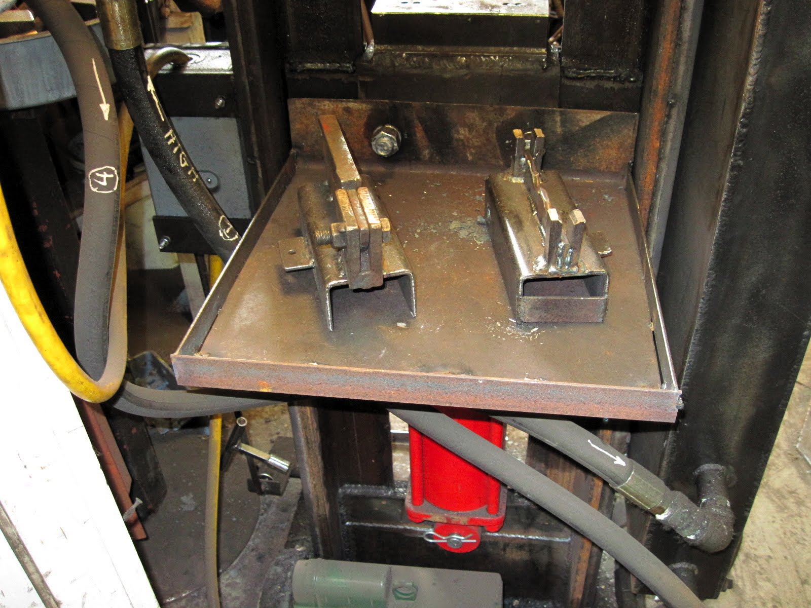 Persimmon Forge: Professional Blacksmithing: Hydraulic Forging Press Trays