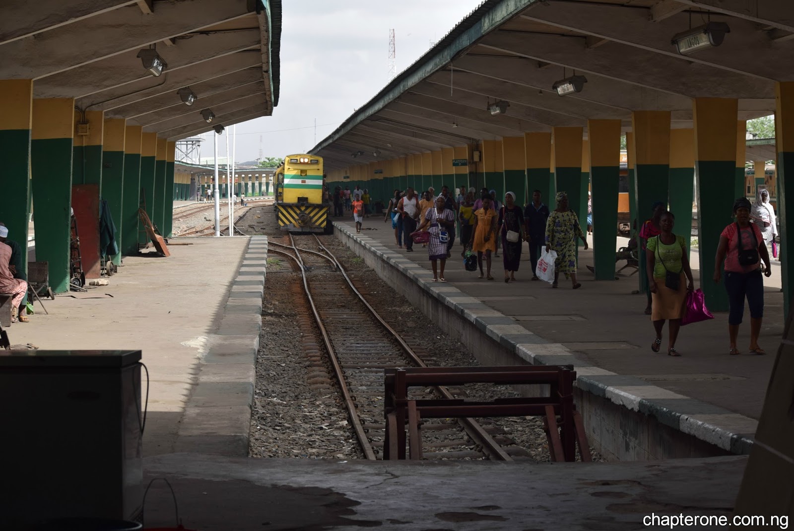 A Trip to the Iddo Train Station | Travel with a Pen