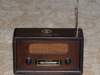 Resim Dünyası...Pics Here: Nostaljik Radyolar..Nostalgia Radios...