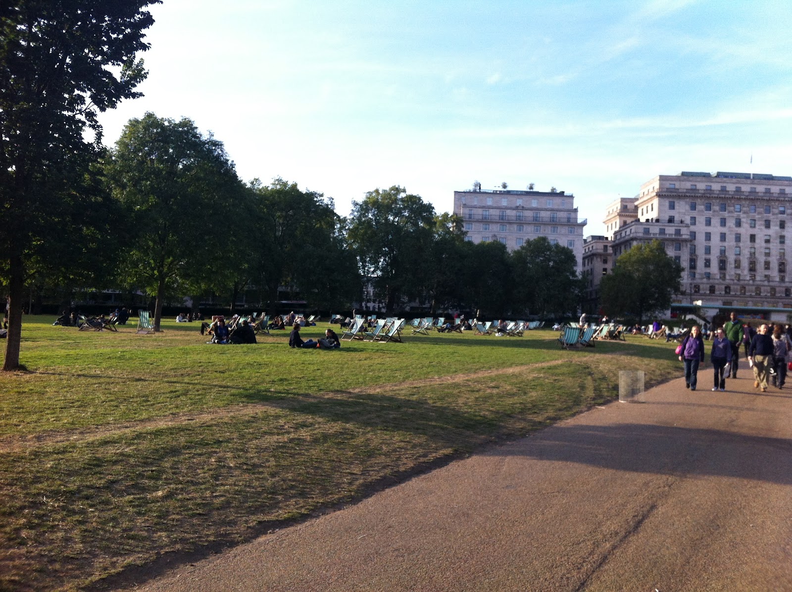 the gastronomic guide to uk/europe: Le Peri