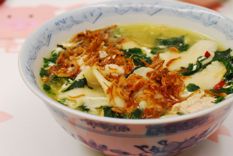 A Little of Everything: Flat Flour Noodles (Pan Mee / Mi Hun Kueh)