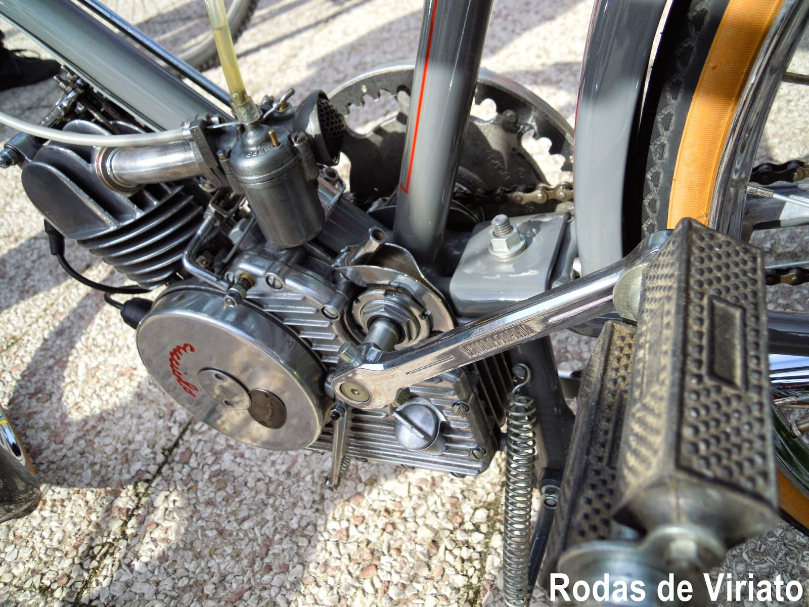 Ciclomotor Java com motor Cucciolo - 14.º Encontro Motas Antigas Pinhal ...