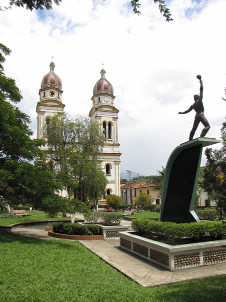 CAMINOS GUANENTA "TU HISTORIA EN EL MUNDO"