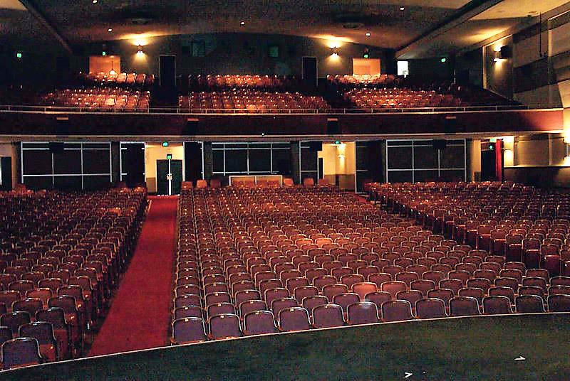 Los Angeles Theatres: Veterans' / Wadsworth Theatre