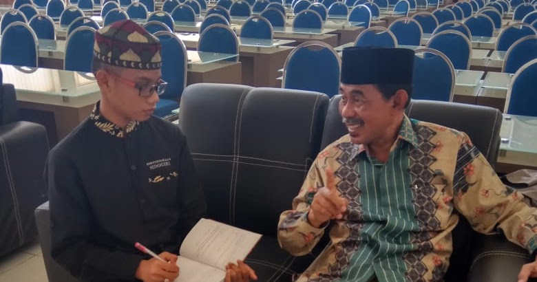 Apakah Santri Harus Kuliah? - Maktabati Korannya Sidogiri
