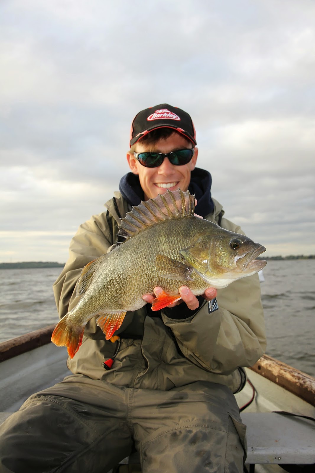 Sam Edmonds Fishing Blog: Grafham's Monsters!