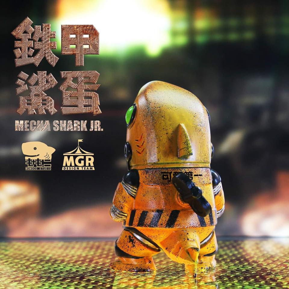 "EMGY Edition" MECHA SHARK JR by Momoco Studio x MGR Design Team