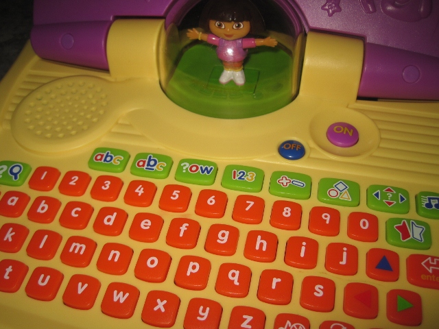 JuaiMurah: Vtech Talking Dora Laptop