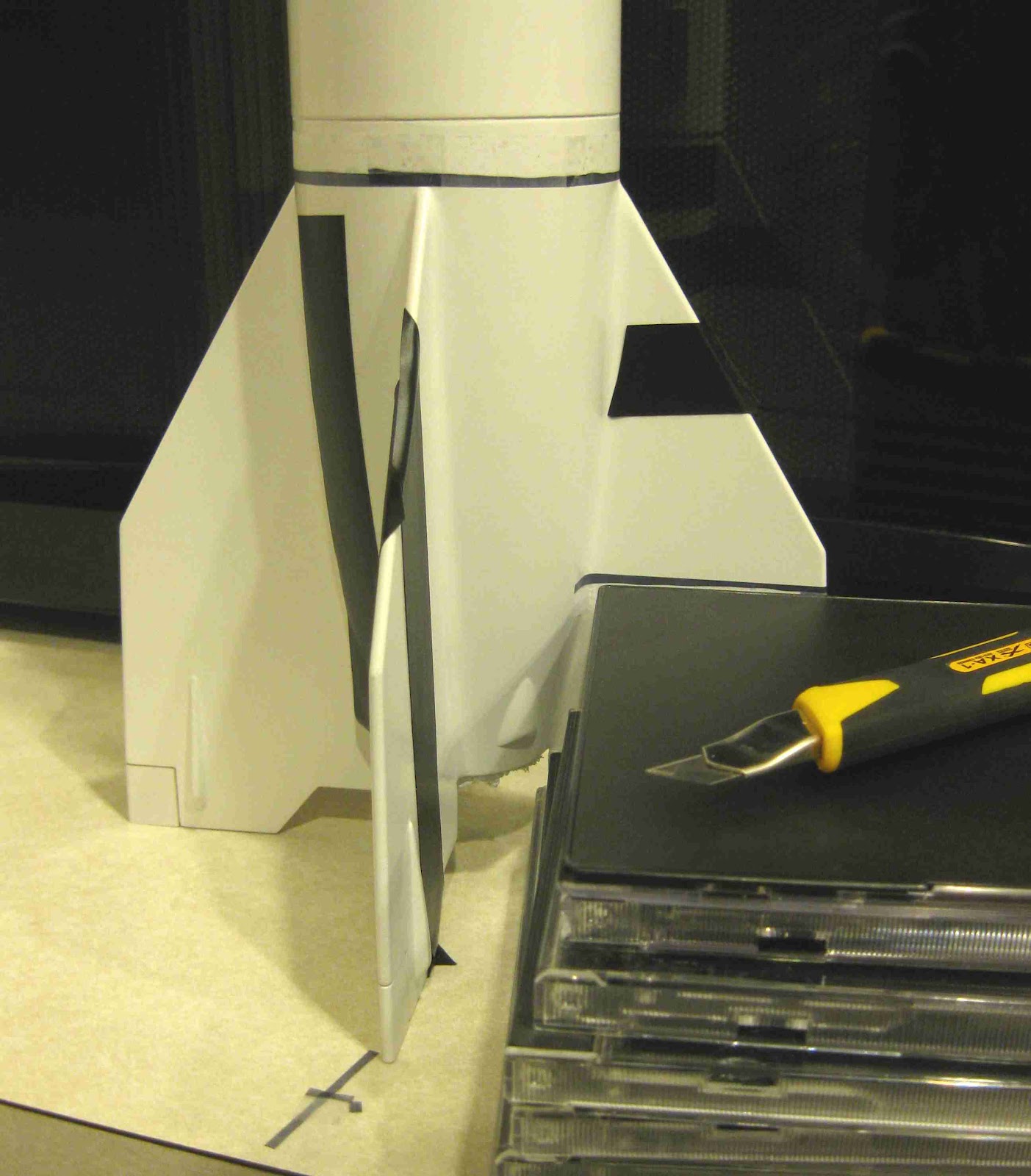 Model Rocket Building: Estes V2 Build Part 27 Masking the Roll Pattern