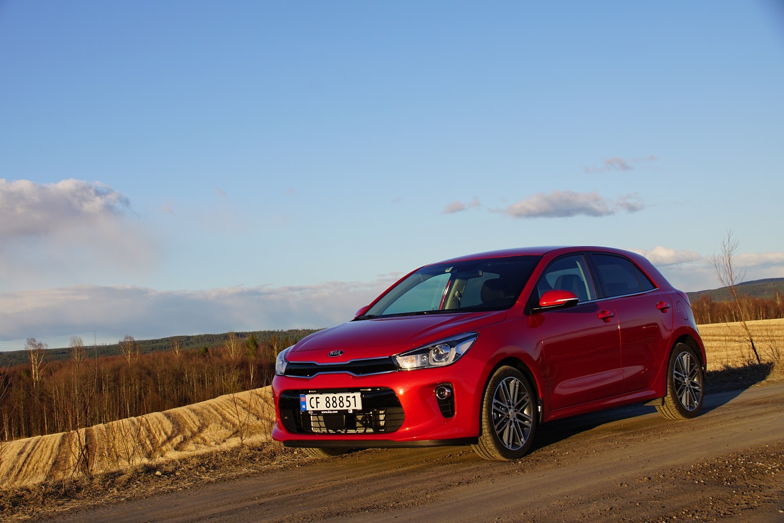 Test: Kia Rio 1.0T Active - sport drifting