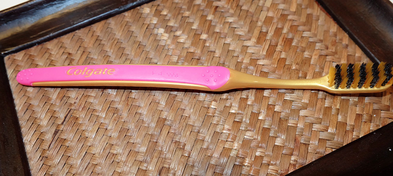 Why you should switch to the NEW Colgate Slim Soft Gold Charcoal ...