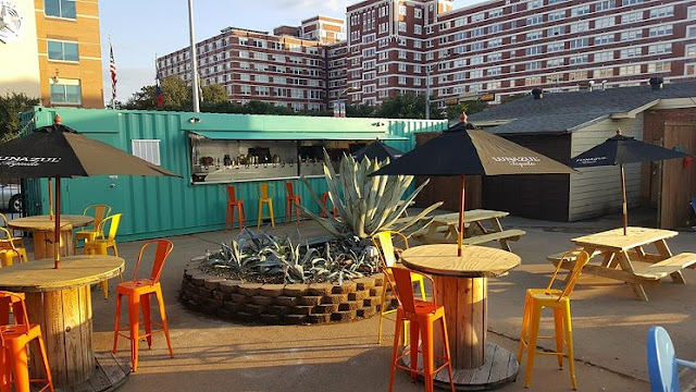 Shipping Container Homes & Buildings: Transportable Shipping Container Bar