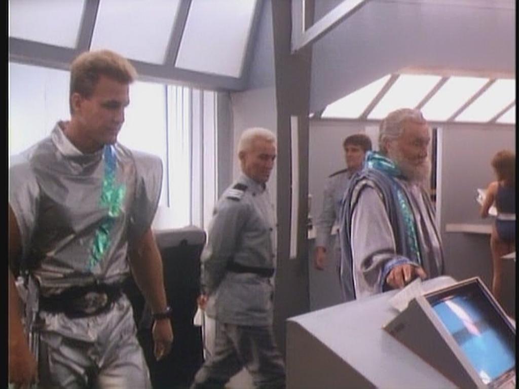 Rotten Reelz Reviews: Alternative Title Week: Space Mutiny