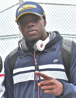 Colors That Float: What Happened With Wayne Morgan?