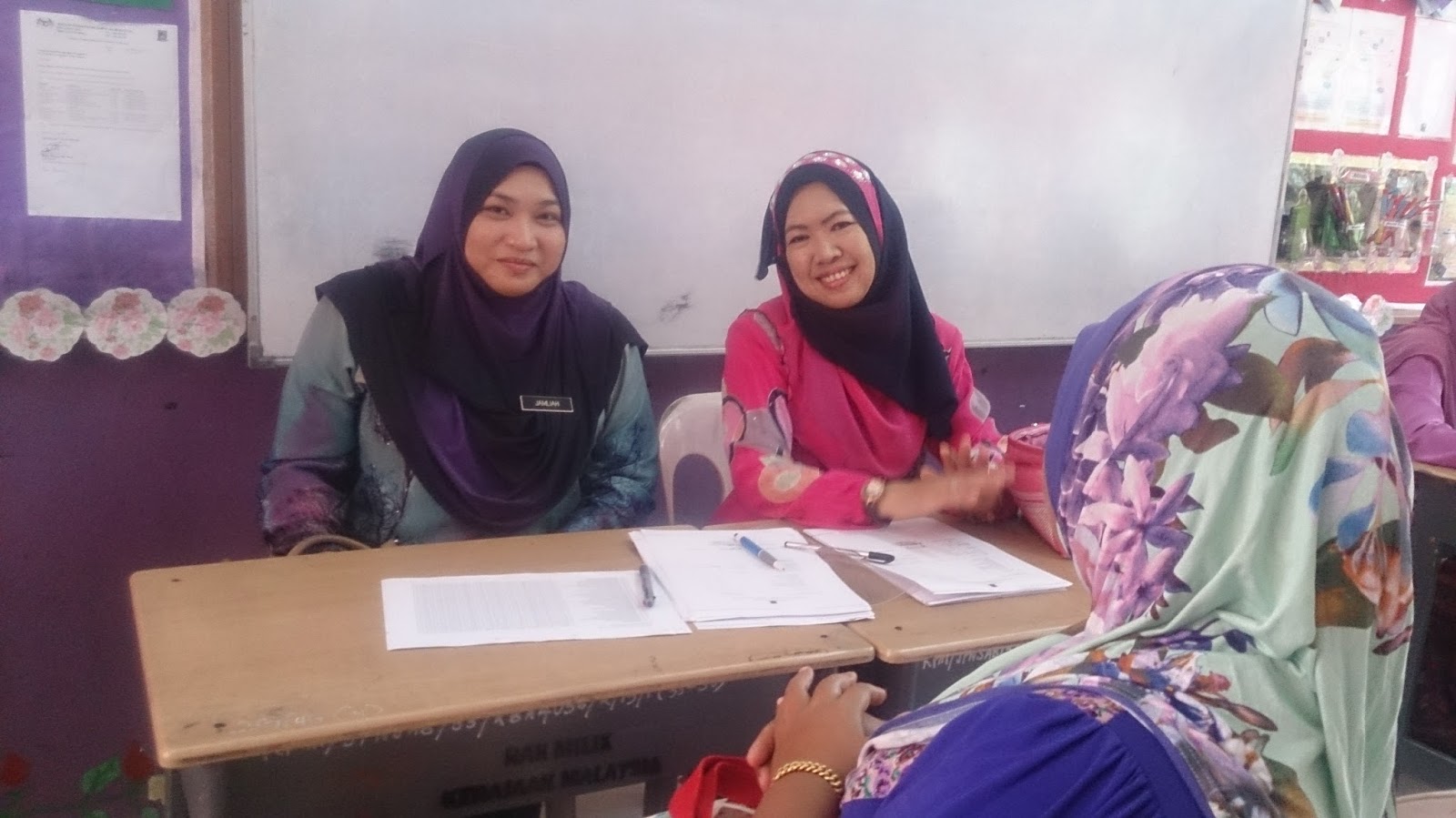 SK RAMPAYAN MENGGATAL ,KOTA KINABALU: Hari Menandatangi Buku Rekod di ...