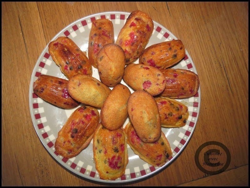 Les madeleines aux fruits rouges - Cuisinez avec Honorine