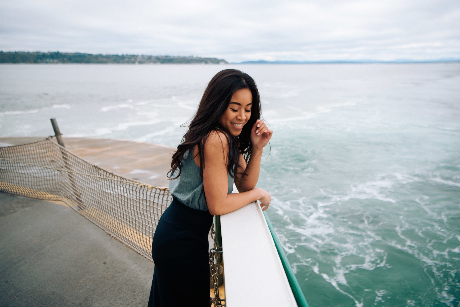 How to Pose like a Fashion Blogger: 12 Ideas You Should Try - Emma's ...