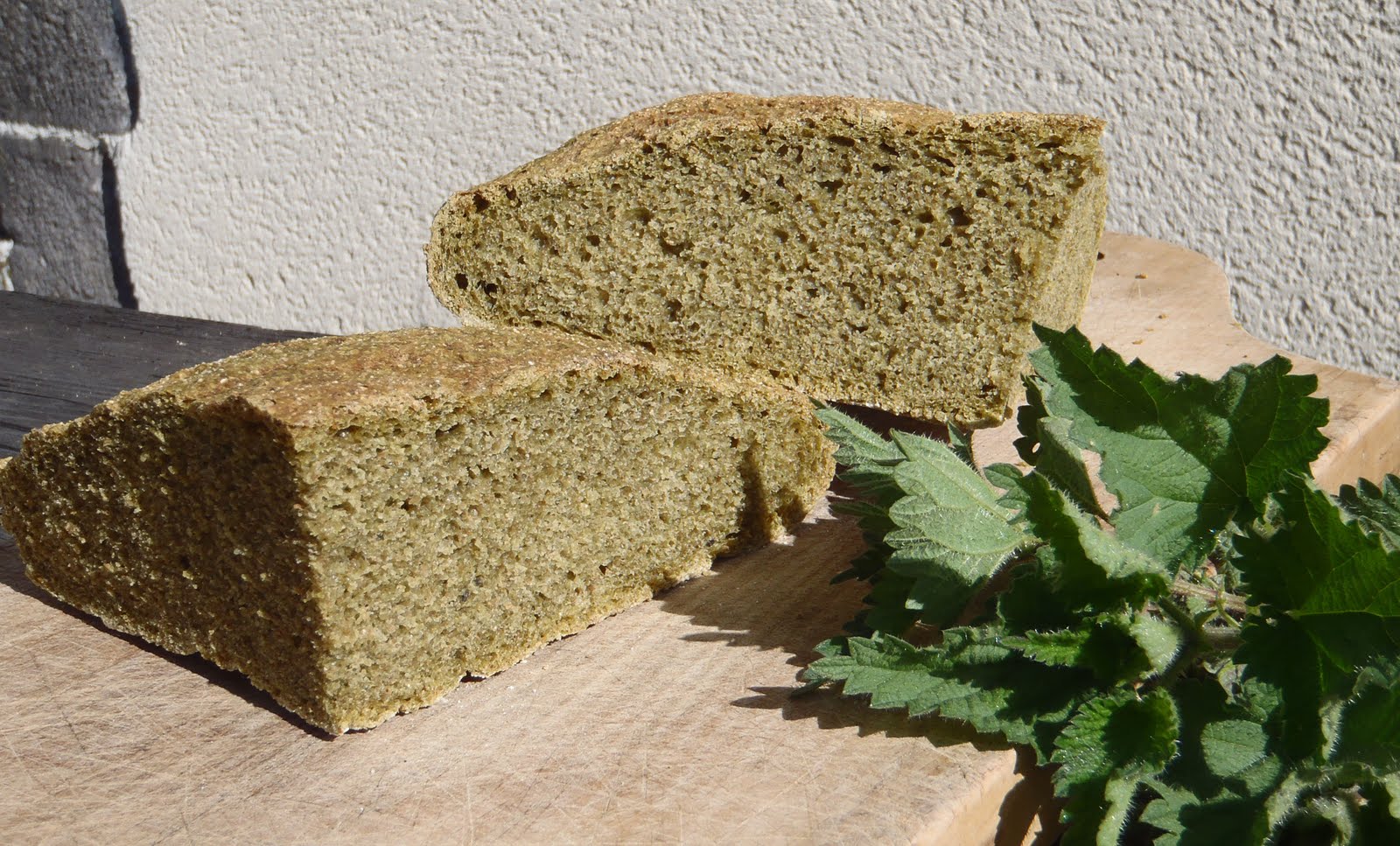 Casa Soledad: Cuisiner l'ortie (2) : Glace et Pain ortillé